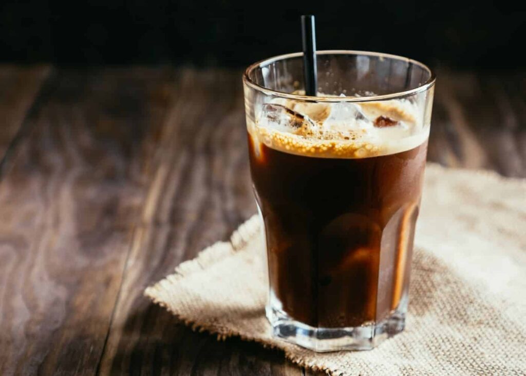 What is Americano Coffee? Origin, Flavor Profile, and How to Brew